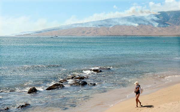Fire blackens over 4,100 acres | News, Sports, Jobs - Maui News
